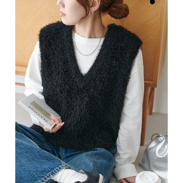 ZOZO問い合わせ番号:86180949ショップ:DISCOAT，ディスコートブランド:DISCOAT，ディスコート商品名:【こなれ感UP/ロングシーズン活躍】前後2WAYフェザーヤーンショートベストカテゴリ:トップス>ベストブランド...