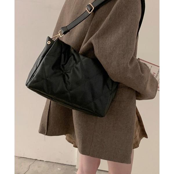 ZOZO問い合わせ番号:86762490ショップ:Dita，ディータブランド:Dita Muaj.，ディータムアージュ商品名:ボリュームキルティングショルダーカテゴリ:バッグ>ショルダーバッグブランド品番:dl-KOMC24s-429...