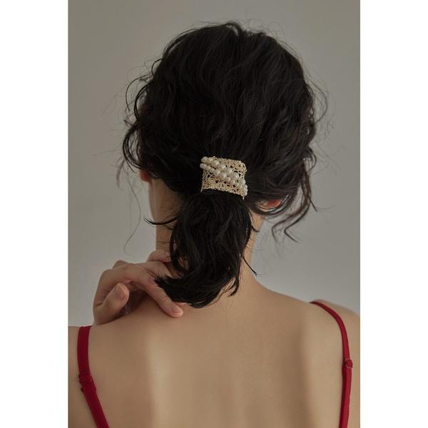 『タイムセール実施中』ZOZO問い合わせ番号:86906066ショップ:bflat，ビーフラットブランド:niana，ニアナ商品名:メタルパールヘアカフ ポニーフック ヘアカフス お呼ばれ 結婚式 成人式 ヘアアクセサリー ゴールド シルバ...