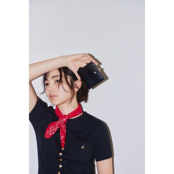 ZOZO問い合わせ番号:87396065ショップ:agnes b.，アニエスベーブランド:agnes b.，アニエスベー商品名:ガラスレザー 二つ折り ウォレット ”Gloria” XAW05−01カテゴリ:財布/小物>財布ブランド品...