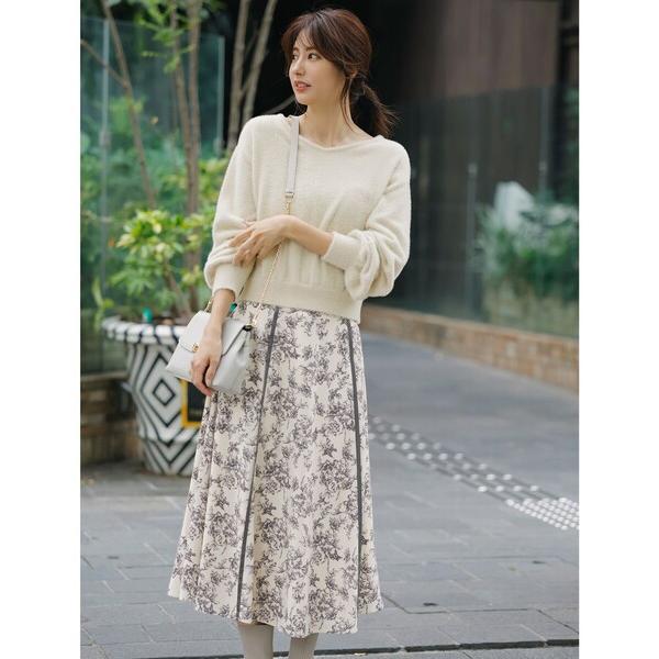 『セール実施中』ZOZO問い合わせ番号:87400619ショップ:ANY SIS，エニィ スィスブランド:ANY SIS，エニィスィス商品名:【全方位 好印象】ラメフェザーニット×フラワースカート セットカテゴリ:ジャケット/アウター&gt...