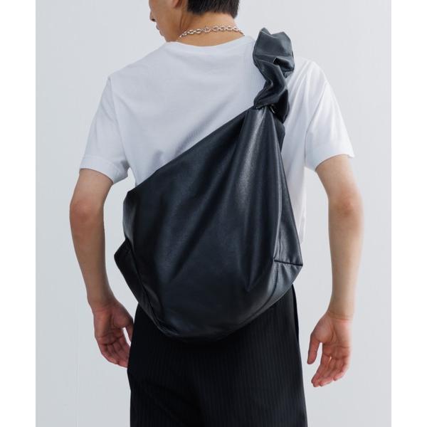ZOZO問い合わせ番号:87540287ショップ:SINSS，シンスブランド:SINSS，シンス商品名:Synthetic leather shoulder bag / シンセティックレザーショルダーバック（長さ調節可能）カテゴリ:バッグ&...