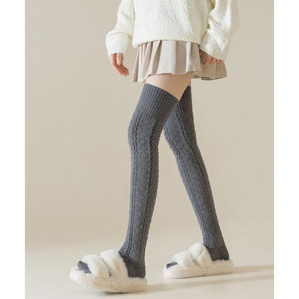 『セール実施中』※このアイテムは返品・交換対象外商品です。ZOZO問い合わせ番号:87540445ショップ:RiNc，リンクブランド:ammy.，エイミードット商品名:【 ammy. / エイミードット 】ケーブル編み デザイン ニーハイソ...