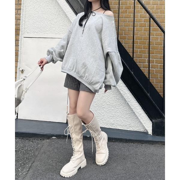 『セール実施中』ZOZO問い合わせ番号:87815012ショップ:nemne store，ネンネストアブランド:nemne store，ネンネストア商品名:《Delfy》オフショルスウェットカテゴリ:トップス>スウェットブランド品番:...