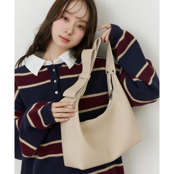 ZOZO問い合わせ番号:87816369ショップ:Olu.，オルドットブランド:Olu.，オルドット商品名:ショルダーリボンバッグカテゴリ:バッグ>ショルダーバッグブランド品番:OL24OHB26素材:合成皮革原産国:中国カラー:ブラ...