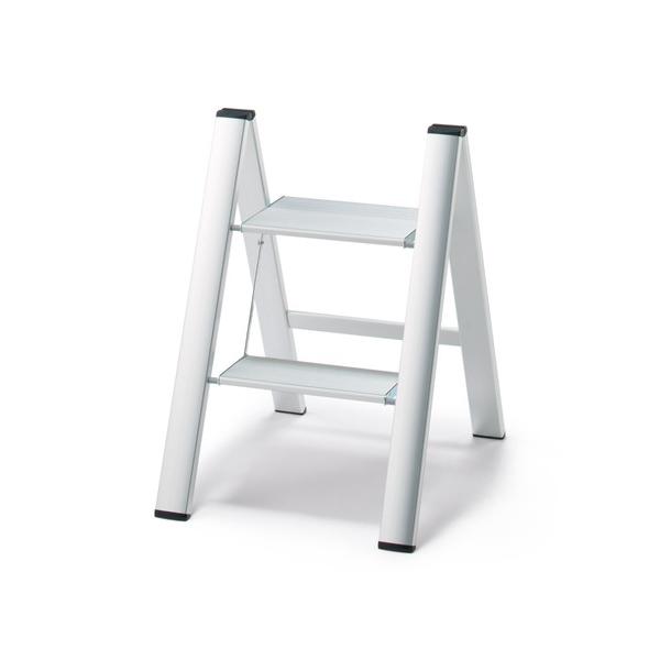 ZOZO問い合わせ番号:88095860ショップ:無印良品，ムジルシリョウヒンブランド:無印良品，ムジルシリョウヒン商品名:アルミ　　踏み台　２段　約幅４６×奥行５５×高さ６４ｃｍカテゴリ:インテリア>家具ブランド品番:4550583...