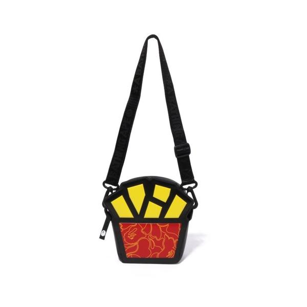 ZOZO問い合わせ番号:88393484ショップ:A BATHING APE，ア ベイシング エイプブランド:A BATHING APE，アベイシングエイプ商品名:FRENCH FRIES MINI SHOULDER BAGカテゴリ:バッグ...