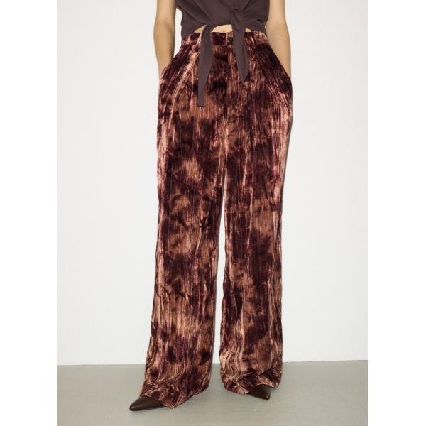 『タイムセール実施中』ZOZO問い合わせ番号:89106521ショップ:SLY，スライブランド:THROW by SLY，スローバイスライ，SLY，スライ商品名:THROW VELOURS WRINKLE TUCK PT ベロア リンクル ...