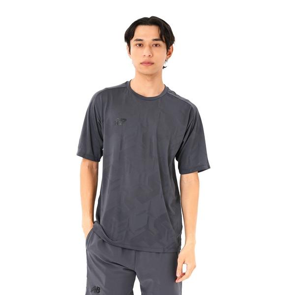 『セール実施中』ZOZO問い合わせ番号:89927420ショップ:New Balance，ニューバランスブランド:New Balance，ニューバランス商品名:Black Out ジャガードメッシュニットショートスリーブTシャツカテゴリ:ト...