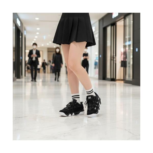 ZOZO問い合わせ番号:90159452ショップ:FILA，フィラブランド:FILA，フィラ商品名:FILA BARRICADE XT97カテゴリ:シューズ>スニーカーブランド品番:USS23005素材:甲材: 合成皮革，  底材: ...