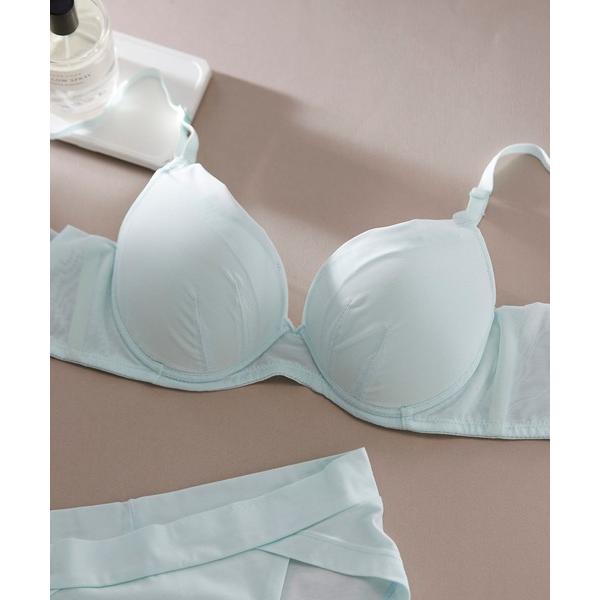 『セール実施中』ZOZO問い合わせ番号:90159580ショップ:une nana cool，ウンナナクールブランド:une nana cool，ウンナナクール商品名:ぷっくり上胸と背中すっきり BRAGENIC シンプルカテゴリ:アンダー...