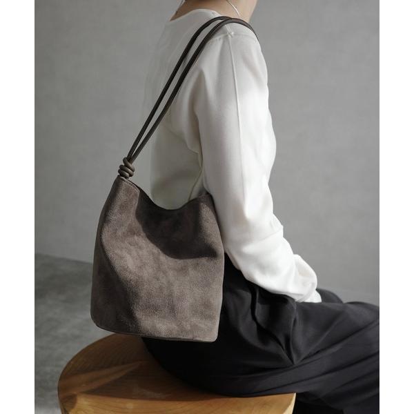 ZOZO問い合わせ番号:90160891ショップ:Bonjour Sagan，ボンジュールサガンブランド:meilmada，メイルマダ，Bonjour Sagan，ボンジュールサガン商品名:【牛革】スエード2wayショルダーバッグカテゴリ:...