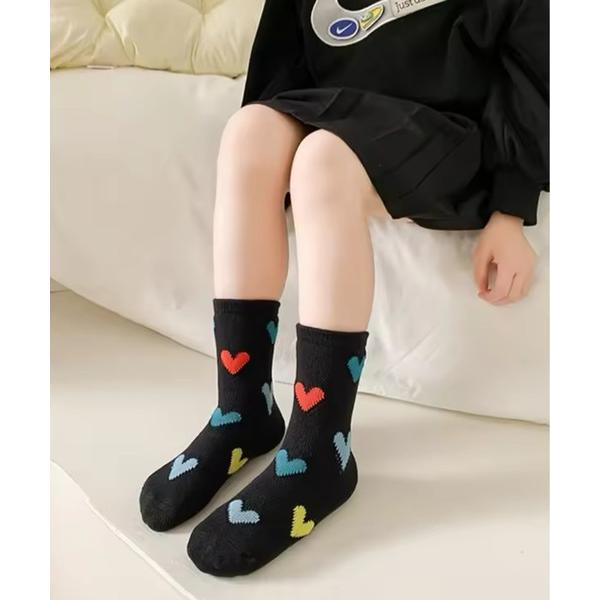 『タイムセール実施中』※このアイテムは返品・交換対象外商品です。ZOZO問い合わせ番号:90390747ショップ:RiNc，リンクブランド:Bambin，ボンバン商品名:【 Bambin / ボンバン 】 ハート柄 ソックスカテゴリ:レッグ...