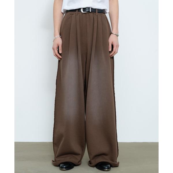 『セール実施中』ZOZO問い合わせ番号:90754378ショップ:SINSS，シンスブランド:SINSS，シンス商品名:Two tuck breach sweatpants / 2タックブリーチスウェットパンツカテゴリ:パンツ>スウェ...