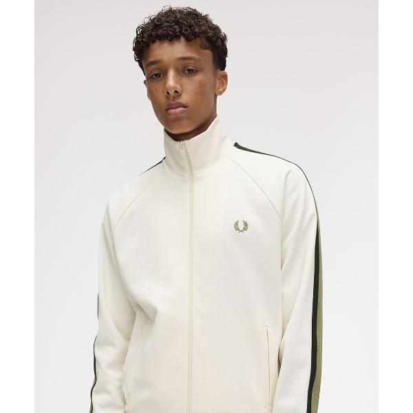 『セール実施中』ZOZO問い合わせ番号:90787117ショップ:FRED PERRY，フレッドペリーブランド:FRED PERRY，フレッドペリー商品名:Two Colour Tape Track Jacket／ツーカラーテープトラックジ...