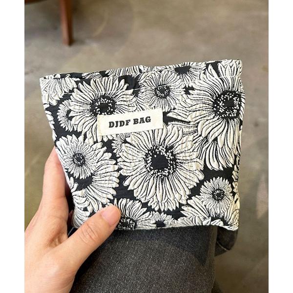 『セール実施中』ZOZO問い合わせ番号:90856305ショップ:florist，フローリストブランド:florist，フローリスト商品名:軽くて洗えるシュリンク柄メイクポーチ　Sサイズカテゴリ:財布/小物>ポーチブランド品番:G42...