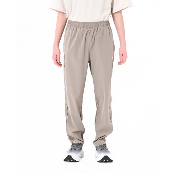 『セール実施中』ZOZO問い合わせ番号:91340256ショップ:New Balance，ニューバランスブランド:New Balance，ニューバランス商品名:ウーブントラックパンツ(テーパード)カテゴリ:パンツ>スウェットパンツブラ...