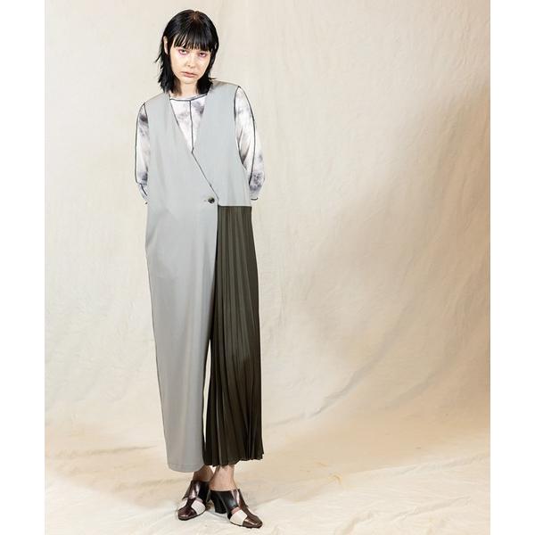 ZOZO問い合わせ番号:91373667ショップ:OSMOSIS，オズモーシスブランド:OSMOSIS，オズモーシス商品名:ラッププリーツオールインワンカテゴリ:オールインワン・サロペット>つなぎ/オールインワンブランド品番:5990...