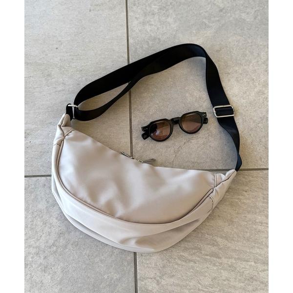 『セール実施中』ZOZO問い合わせ番号:91410807ショップ:DEVICE，デバイスブランド:Rename，リネーム，DEVICE，デバイス商品名:Rename  2way ハーフムーン 軽量 撥水 クロス ボディ トート ショルダーバ...