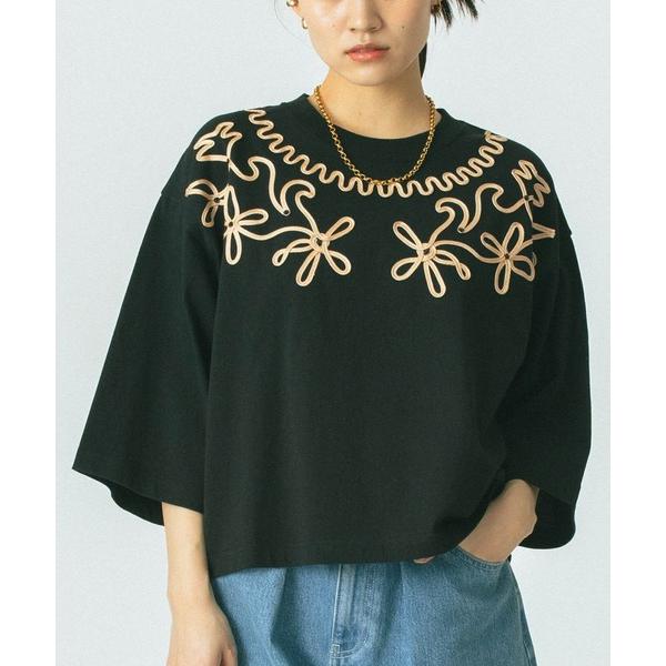 『タイムセール実施中』ZOZO問い合わせ番号:91712249ショップ:ROSE BUD，ローズバッドブランド:ROSE BUD，ローズバッド商品名:(mag.by c)EMBROIDERY H/S TEEカテゴリ:トップス>Tシャツ...