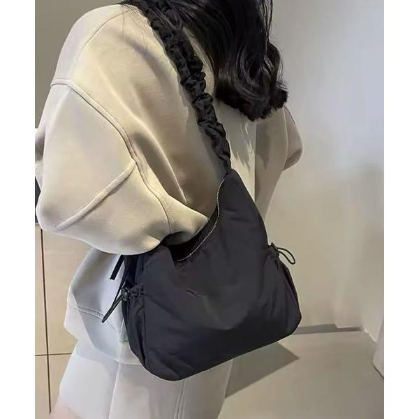 『タイムセール実施中』ZOZO問い合わせ番号:91815178ショップ:RiNc，リンクブランド:ammy.，エイミードット商品名:【 ammy. / エイミードット 】 シャーリング ギャザー ナイロン ショルダーバッグカテゴリ:バッグ&...