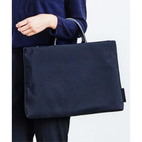 ZOZO問い合わせ番号:91817122ショップ:VIBGYOR，ヴィブジョーブランド:VIBGYOR，ヴィブジョー商品名:FReePLACe/持ち手付き 13インチPCケース X12410カテゴリ:PC・スマホグッズ/家電>PC・タ...