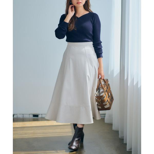 『セール実施中』ZOZO問い合わせ番号:91947480ショップ:COHINA STORE，コヒナストアブランド:COHINA，コヒナ商品名:フェイクレザーシームデザインスカート 【低身長・小柄女性】カテゴリ:スカート>スカートブラン...