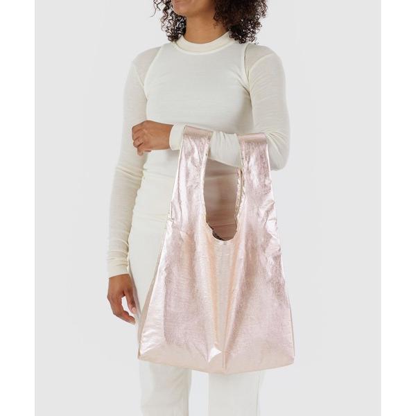 ZOZO問い合わせ番号:92152589ショップ:Global Forme Concrete，グローバルフォルムコンクリートブランド:BAGGU，バグー商品名:STANDARD BAGGU 583.メタリックピンクゴールド（2025）カテゴ...