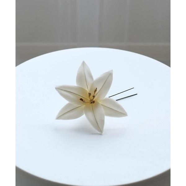 ZOZO問い合わせ番号:92220580ショップ:utatane，ウタタネブランド:utatane，ウタタネ商品名:髪飾り 百合Uピン 日本製カテゴリ:水着/着物・浴衣>和装小物ブランド品番:5432624701素材:レーヨン原産国:...