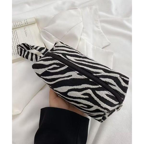 『タイムセール実施中』ZOZO問い合わせ番号:92354087ショップ:CERCA，チェルカブランド:Pochi Pouch，ポチポーチ商品名:Pochi Pouch/総柄 コスメティック バッグ ジッパーポーチ 収納ポーチカテゴリ:財布/...