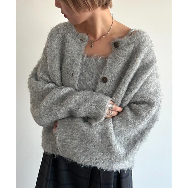 『セール実施中』参考価格：4，595円発売時期：2023年11月コンディション：D（傷・汚れあり）傷や汚れがあるが使用には問題ないアイテム全体的：毛玉参考商品名：ふわふわ起毛カーディガン【ZOZOTOWN限定アイテム】【SETUP着用可能】...