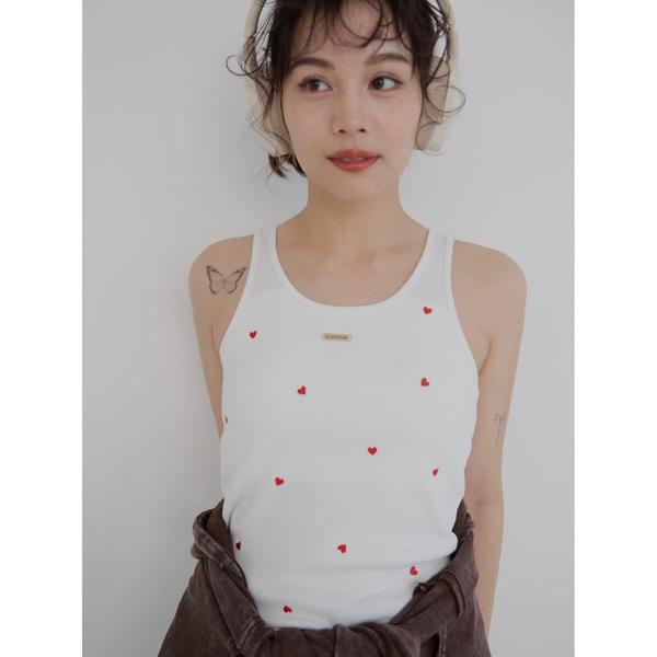 ZOZO問い合わせ番号:92468379ショップ:JUMELLE，ジュメロブランド:JUMELLE，ジュメロ商品名:emblem rib tankカテゴリ:トップス>タンクトップブランド品番:JMX41212-TP01素材:本体：ポリ...
