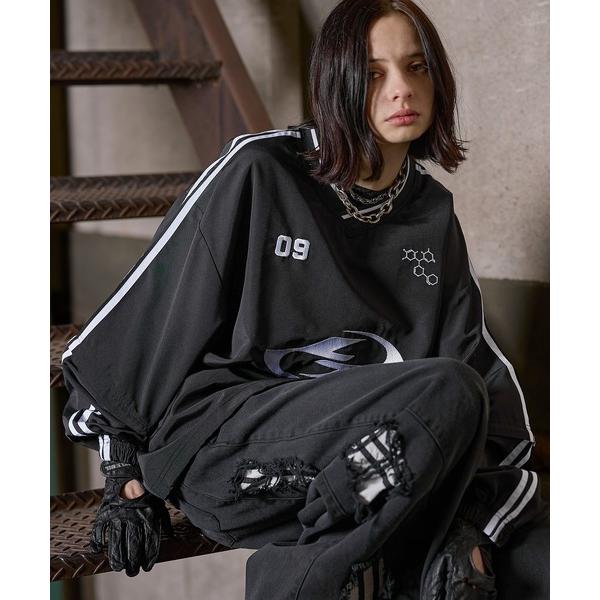 ZOZO問い合わせ番号:92666324ショップ:LILL，リルブランド:ERAR，エラー，LILL，リル商品名:【ERAR】ジップアーム3wayプルオーバーハイギミックゲームシャツ/ロングTシャツカテゴリ:トップス>Tシャツ/カット...