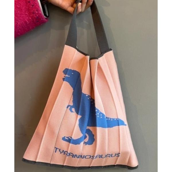 ZOZO問い合わせ番号:92768226ショップ:KNT365，ケイエヌティサンロクゴブランド:KNT365，ケイエヌティサンロクゴ商品名:Knitty Tyrannosaurusカテゴリ:バッグ>トートバッグブランド品番:KNB00...