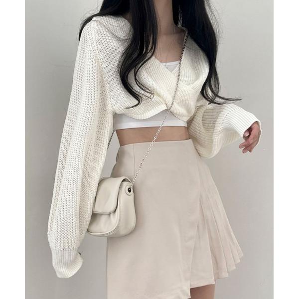 『セール実施中』参考価格：3，880円発売時期：2022年03月コンディション：B（目立つ使用感なし）使用感が少ない、または気にならないアイテム袖口・袖：毛玉参考商品名：[BELLIDE MADE] レイヤードクロップVネックラップカットソ...