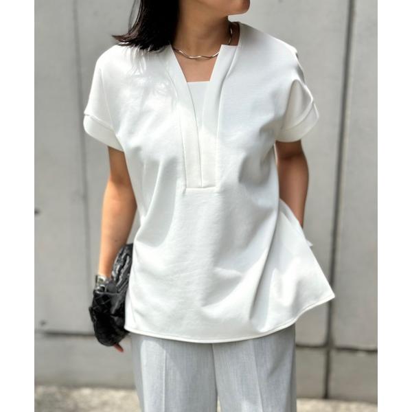 ZOZO問い合わせ番号:92807060ショップ:STYLEDOOR，スタイルドアブランド:Emma Taylor，エマテイラー，STYLEDOOR，スタイルドア商品名:ライトダンボールサイドスリットキーネックプルオーバーカテゴリ:トップス...