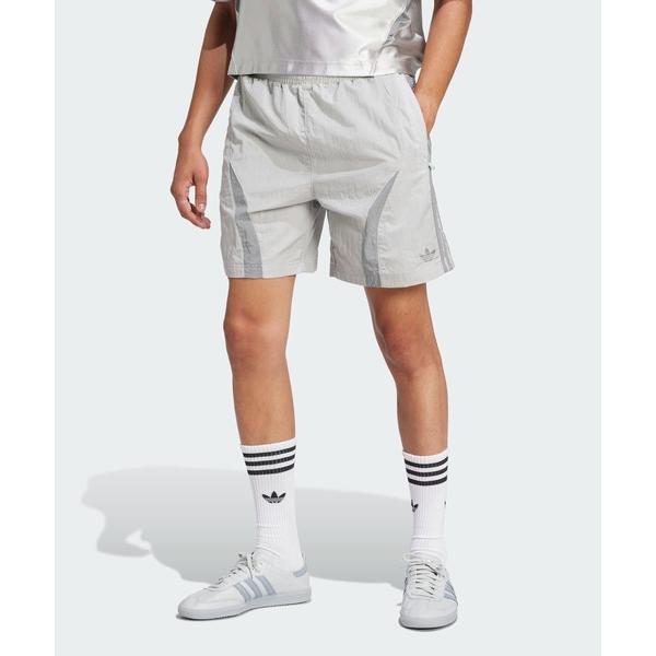 『タイムセール実施中』ZOZO問い合わせ番号:92839432ショップ:adidas，アディダスブランド:adidas，アディダス，adidas Originals，アディダスオリジナルス商品名:アディカラー 2000s ショーツ / ハー...