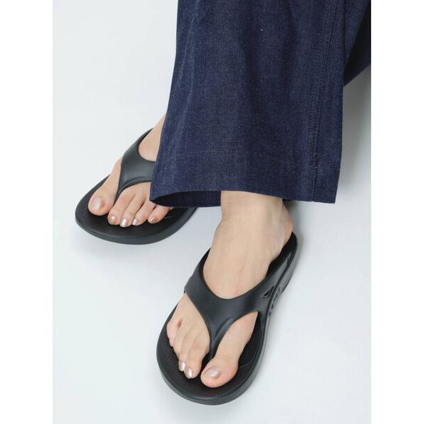 ZOZO問い合わせ番号:93045387ショップ:Bshop，ビショップブランド:OOFOS，ウーフォス，Bshop，ビショップ商品名:OOFOS | OOriginal Black WOMENカテゴリ:シューズ>サンダルブランド品番...
