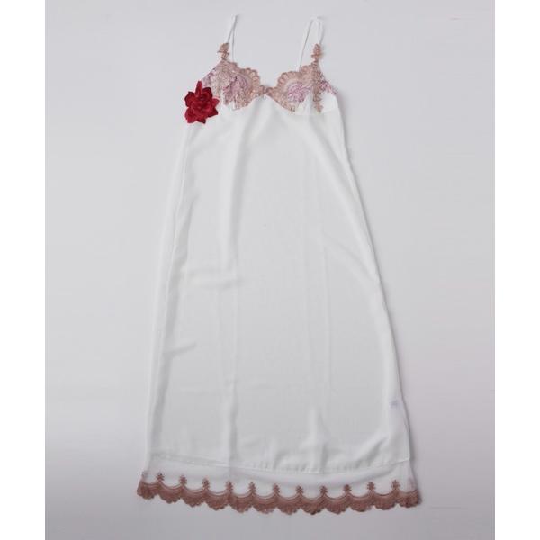 『セール実施中』※このアイテムは返品・交換対象外商品です。ZOZO問い合わせ番号:93114462ショップ:Dolce Fiora，ドルチェフィオラブランド:Due Perle，ドゥペルル商品名:ジュエルズロングスリップカテゴリ:アンダーウ...