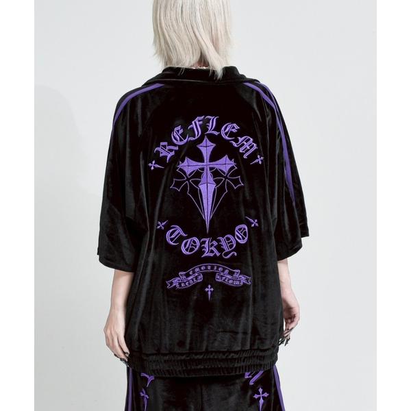 ZOZO問い合わせ番号:93219407ショップ:A'GEM/9 × .kom，エージェムナインブランド:REFLEM，レフレム商品名:『REFLEM/レフレム』クロス刺繍ベロアトラックジャージカテゴリ:トップス>ジャージブランド品番...