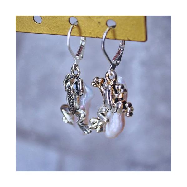 ※このアイテムは返品・交換対象外商品です。ZOZO問い合わせ番号:93252309ショップ:TONE，トーンブランド:tone，トーン商品名:【Willija】《Captivate》カエルモチーフと歪みパールのピアス(MA)カテゴリ:アクセ...