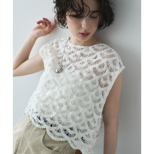 ZOZO問い合わせ番号:93315766ショップ:Auntie Rosa，アンティローザブランド:Trish，トリッシュ商品名:透かし編みかぎ針り２WAYボタンフレンチベストカテゴリ:トップス>ベストブランド品番:XPIIM25201...
