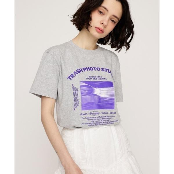 『セール実施中』ZOZO問い合わせ番号:93450387ショップ:SLY，スライブランド:SLY，スライ商品名:PHOTO LOGO 2SIZE T/SH フォト ロゴ 2サイズ Tシャツ 半袖 夏服カテゴリ:トップス>Tシャツ/カッ...