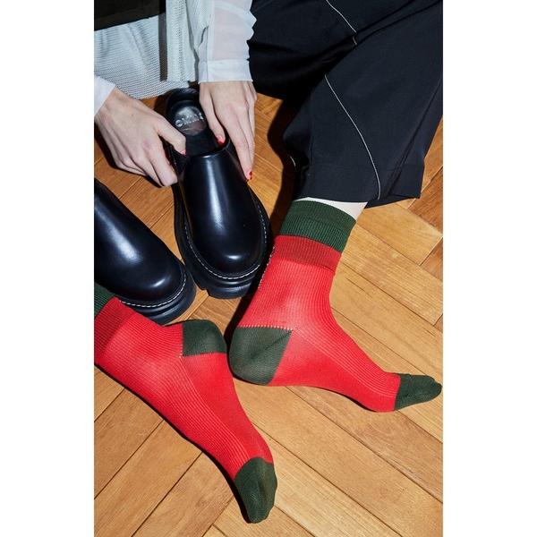 ※このアイテムは返品・交換対象外商品です。ZOZO問い合わせ番号:93584579ショップ:OMMO，オーエムエムオーブランド:OMMO，オーエムエムオー商品名:BLOCKING LAYERED SOCKSカテゴリ:レッグウェア>ソッ...