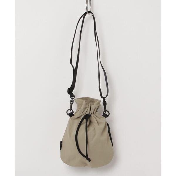 ZOZO問い合わせ番号:93994732ショップ:MAISON mou，メゾン ムーブランド:MAISON mou，メゾンムー商品名:【SiiLo/シーロ】CRUMPLE 巾着ショルダーカテゴリ:バッグ>ショルダーバッグブランド品番:...