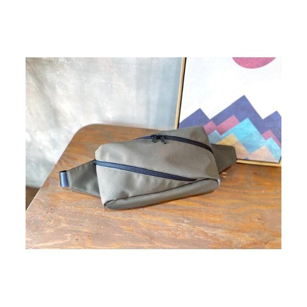 ZOZO問い合わせ番号:93994738ショップ:MASSIVE STORE，マッシブストアブランド:MASSIVE STORE，マッシブストア商品名:【SiiLo/シーロ】WEEK スパイラルウェストバッグカテゴリ:バッグ>ボディバ...