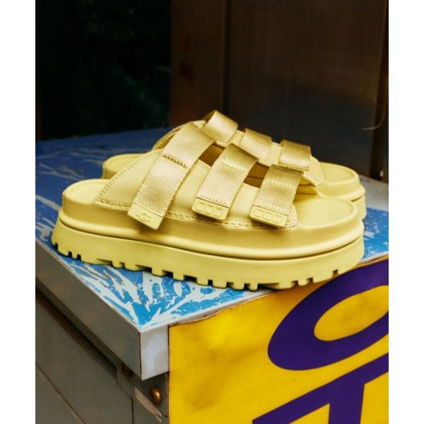 『セール実施中』ZOZO問い合わせ番号:94029545ショップ:BILLY'S ENT，ビリーズ エンターブランド:UGG，アグ商品名:W GOLDENGLOW SLIDE　1167430-GLDNカテゴリ:シューズ>サンダルブラン...