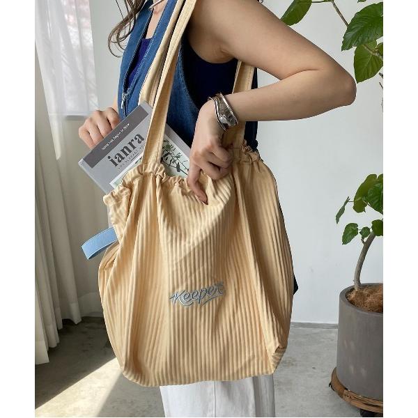 ZOZO問い合わせ番号:94262796ショップ:210nouve，トゥージュヌーブブランド:210nouve，トゥージュヌーブ商品名:【Keepers】 刺繍 ロゴ プリーツ トートバッグカテゴリ:バッグ>トートバッグブランド品番:...