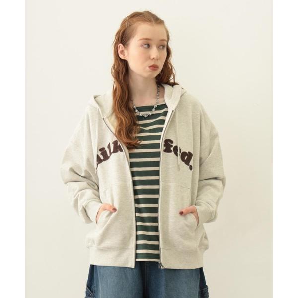 ZOZO問い合わせ番号:94298186ショップ:MILKFED.，ミルクフェドブランド:MILKFED.，ミルクフェド商品名:ARCH COOPER LOGO ZIP UP HOODIEカテゴリ:トップス>パーカーブランド品番:10...