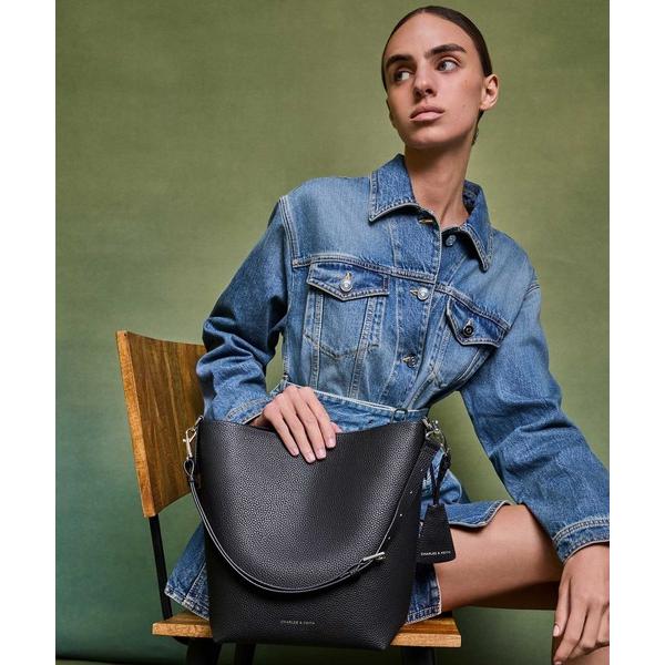 ZOZO問い合わせ番号:94333745ショップ:CHARLES &amp; KEITH，チャールズ＆キースブランド:CHARLES &amp; KEITH，チャールズ &amp; キース商品名:Beryl ベリル バケツバッグカテゴリ:バ...